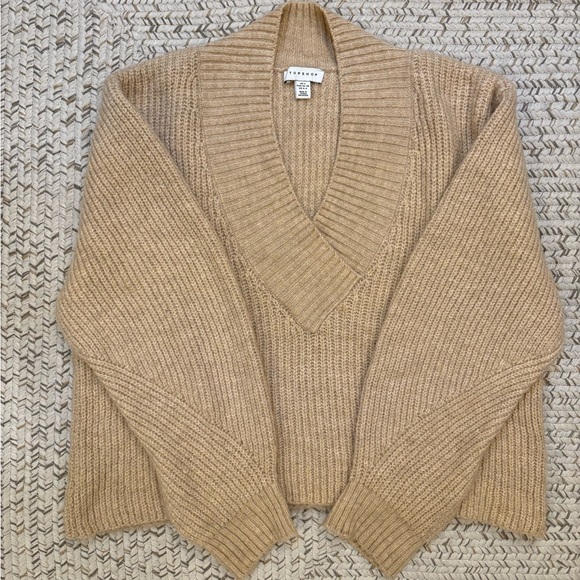 Topshop | Sweaters | Topshop Tan Vneck Sweater With Chunky Knit | Poshmark